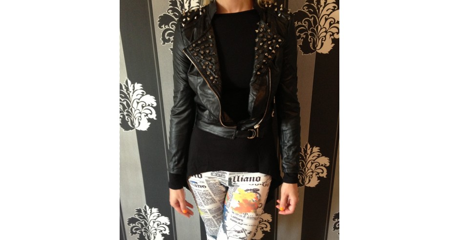 vand geaca piele tinte gen zara | arhiva Okazii.ro