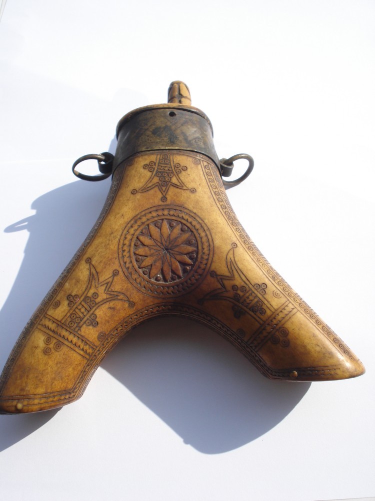 recipient, toc, corn, praf de pusca, pulbere | arhiva Okazii.ro