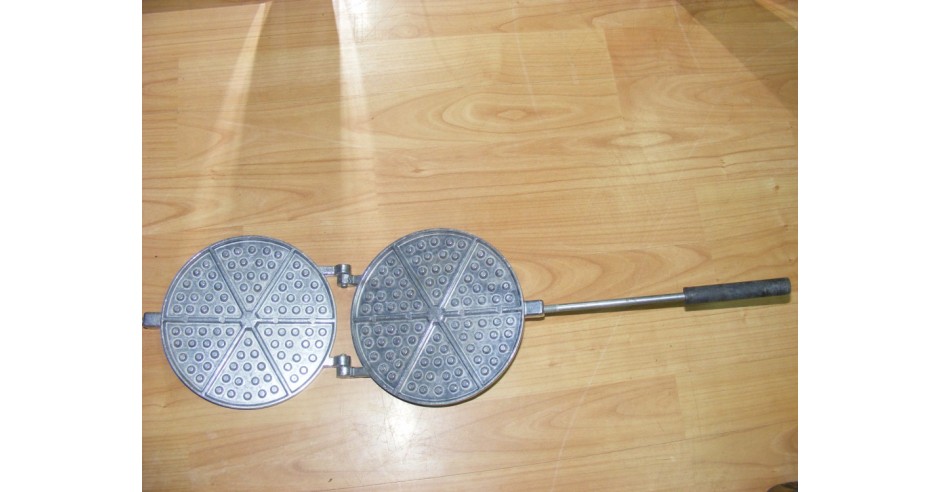 FORMA SARATELE,FORMA PRAJITURI,Super -mega- ultra-sandwich -waffle ...