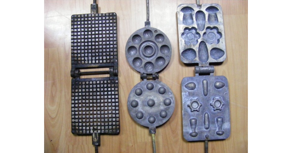 FORME (FORMA) PRAJITURI DE CASA,FORMA DE SARATELE,NUCI,FIGURINA,PRESA ...