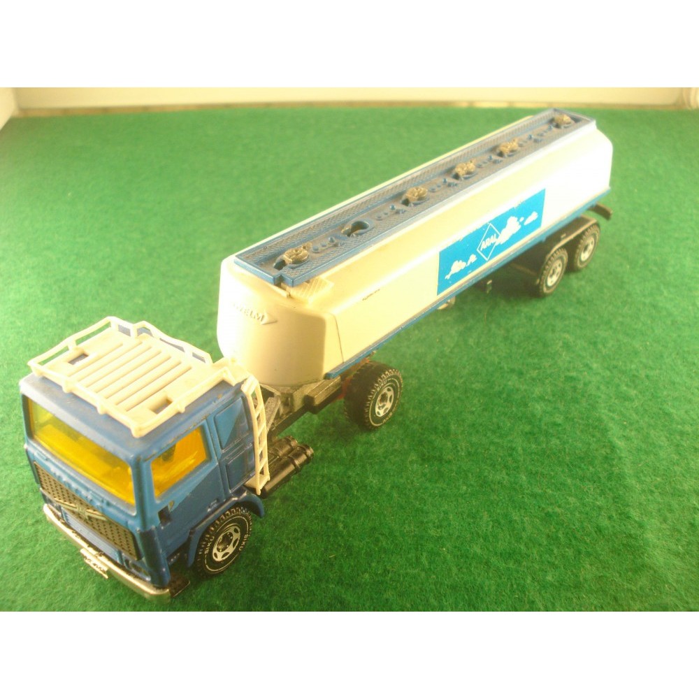 Siku VOLVO F10 TURBO 6 + TANC ARAL seria V 288 Made in W. Germany scara ...