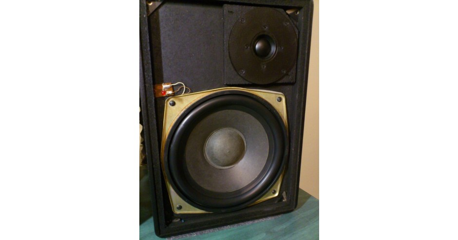 Boxe RFT K13-profil | arhiva Okazii.ro