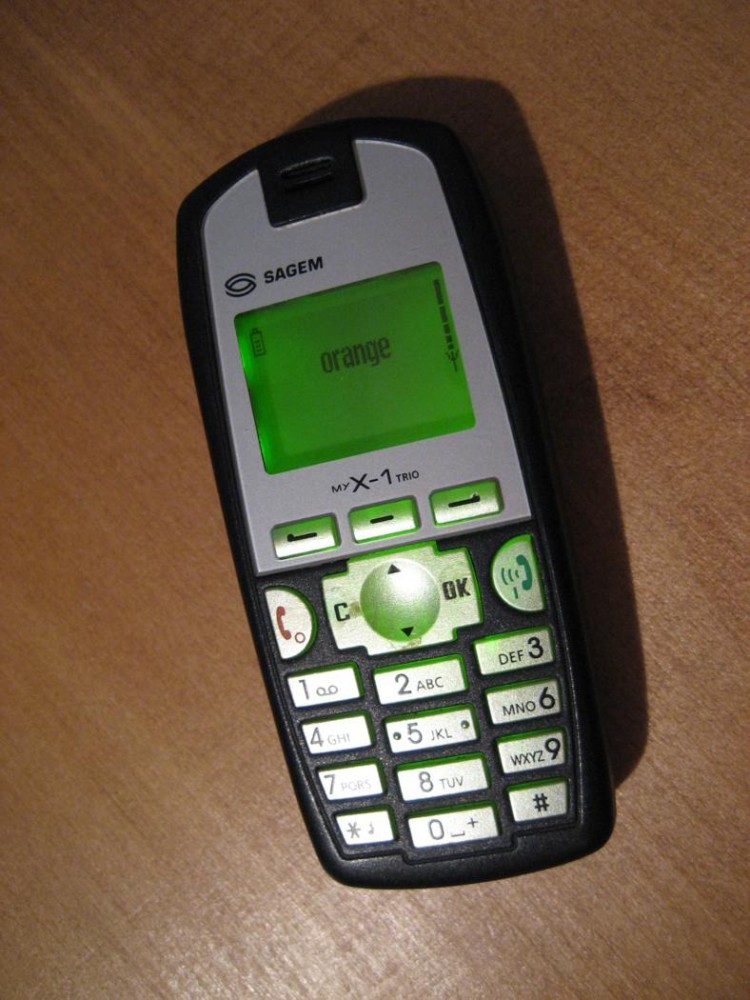 Sagem Myx-1 trio - telefon simplu , usor de folosit | arhiva Okazii.ro