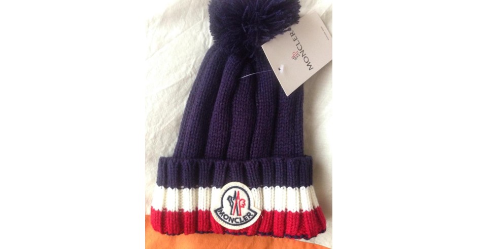 Caciula fes sapca Moncler unisex | arhiva Okazii.ro