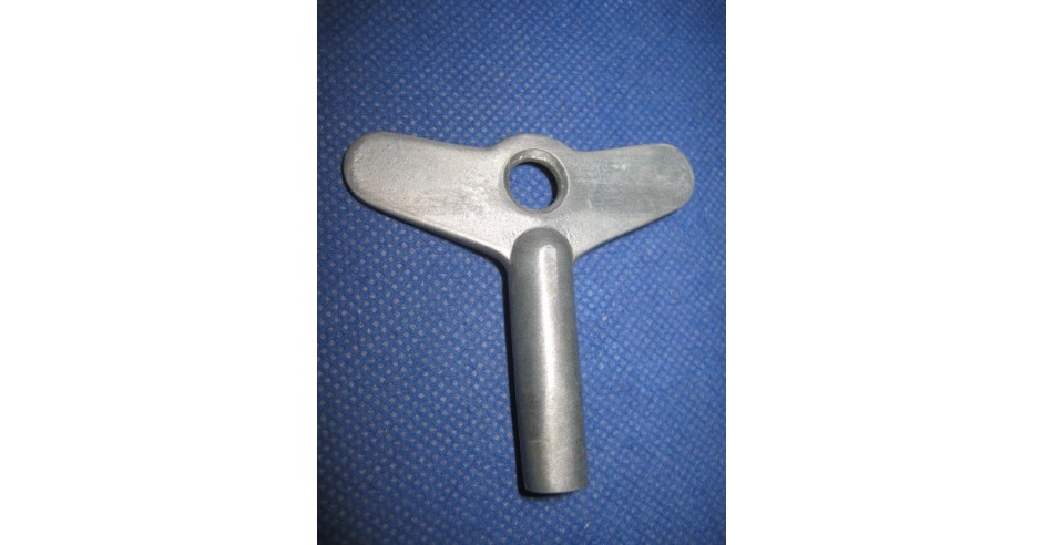 Cheie veche de ceas, metal staniu | arhiva Okazii.ro