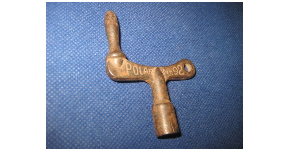 Cheie veche Polar 92 de patine sau ceas, metal | arhiva Okazii.ro