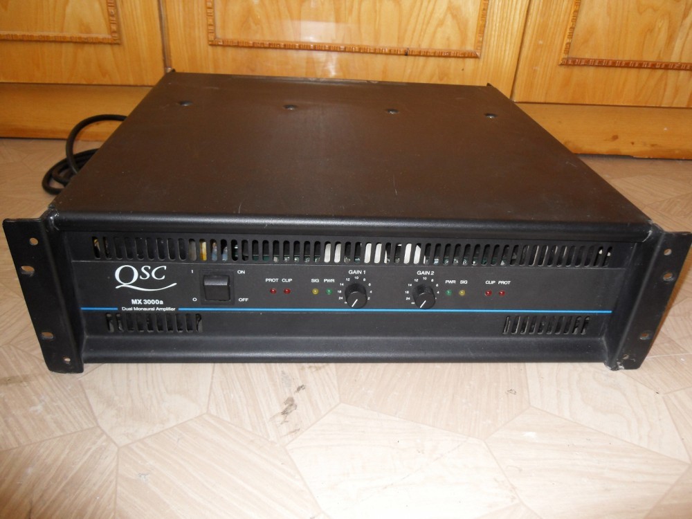 Vand amplificator QSC MX 3000a 2x1200w/4ohm perfect pt Dynacord VL 212 ...