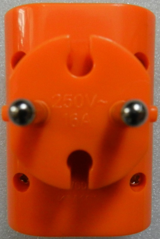 Adaptor Priza TRIPLA EU la UK Europa la Anglia 2 PINI LA 3 PINI ...
