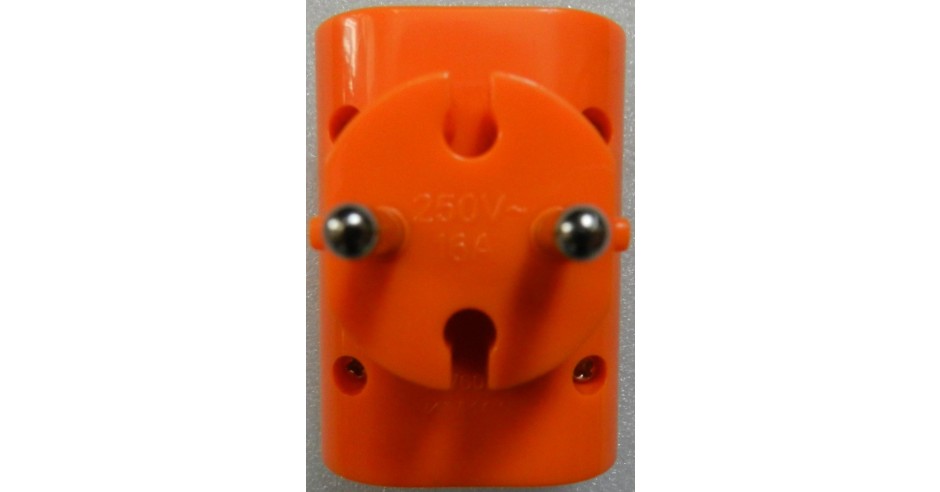 Adaptor Priza TRIPLA EU la UK Europa la Anglia 2 PINI LA 3 PINI ...