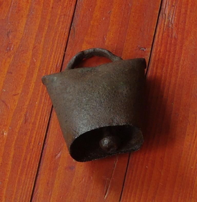 Talanga / Clopot vechi din Banat pentru animale - model deosebit ...