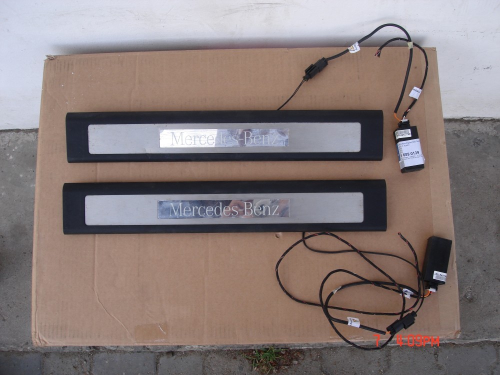 Mercedes ML W164 GL X164 Praguri fata iluminate A1646803435 A1646803335 ...