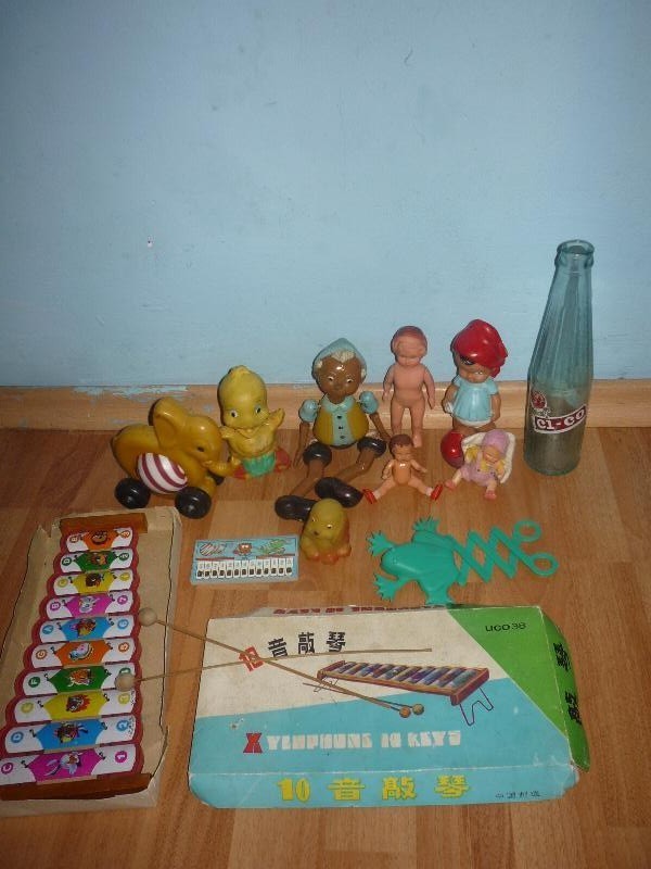 JUCARII VECHI DIN PERIOADA COMUNISTA-LOT DIVERSE | arhiva Okazii.ro