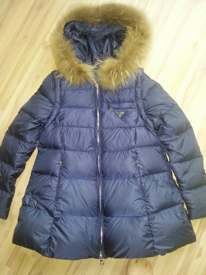 GEACA PRADA- ALBASTRA-cu puf si blana naturala | arhiva Okazii.ro
