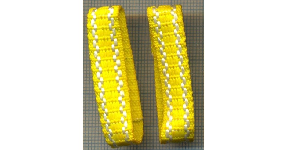 1444 - Pereche de trese galbene Comandant Pionieri -starea care se vede ...