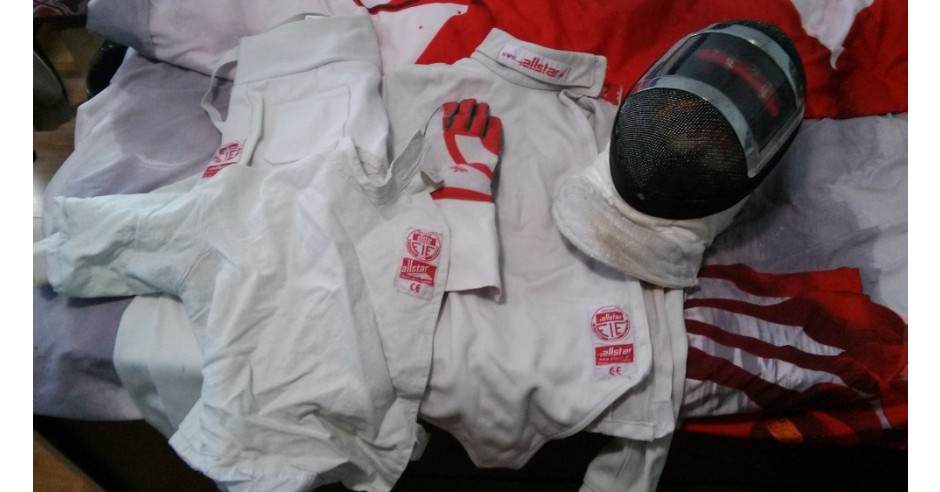 Echipament de scrima | arhiva Okazii.ro