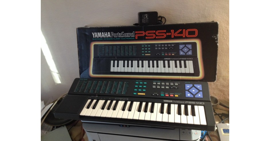 ORGA YAMAHA PORTASOUND PSS-140 | arhiva Okazii.ro