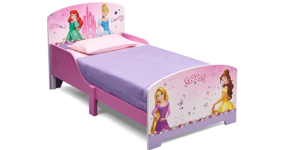 Pat Cu Cadru Din Lemn Disney Princess Friendship | arhiva Okazii.ro