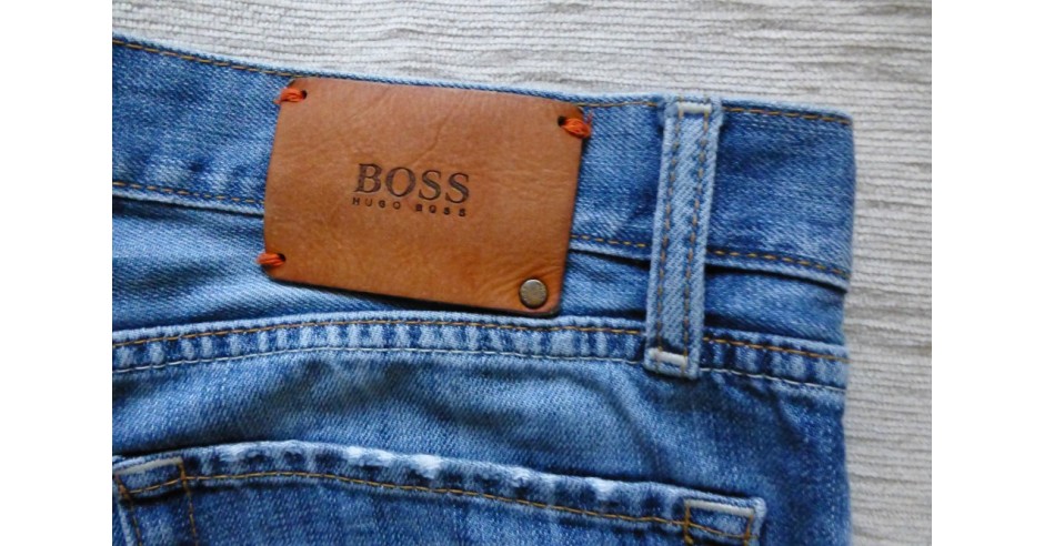 Blugi Hugo Boss Regular Fit; marime 34 (W) / 30 (L), vezi dimensiuni ...