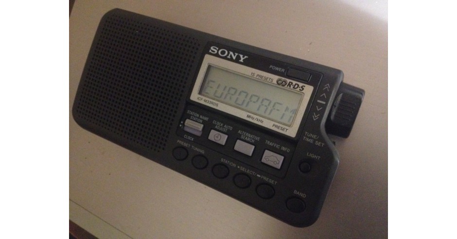 RADIO PORTABIL DIGITAL SONY CU RDS ICF-M33RDS | arhiva Okazii.ro