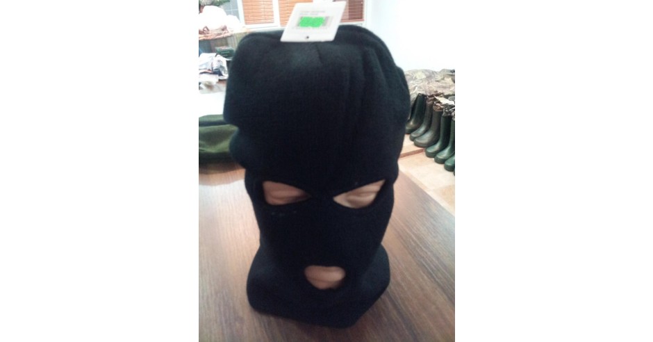 Cagula neagra tricotata Treesco - 20 lei | arhiva Okazii.ro