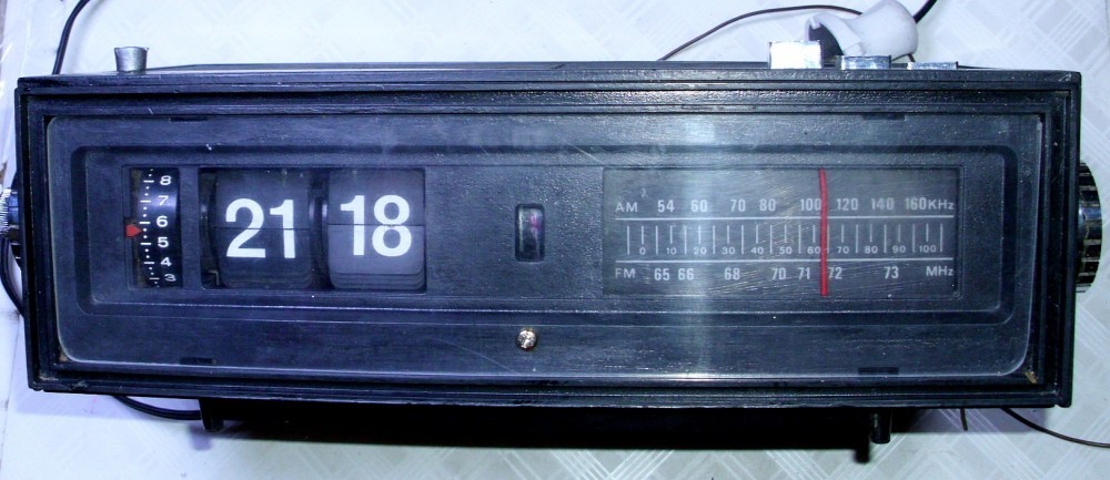 radio vechi si rar cu ceas electromecanic cronos de colectie ...