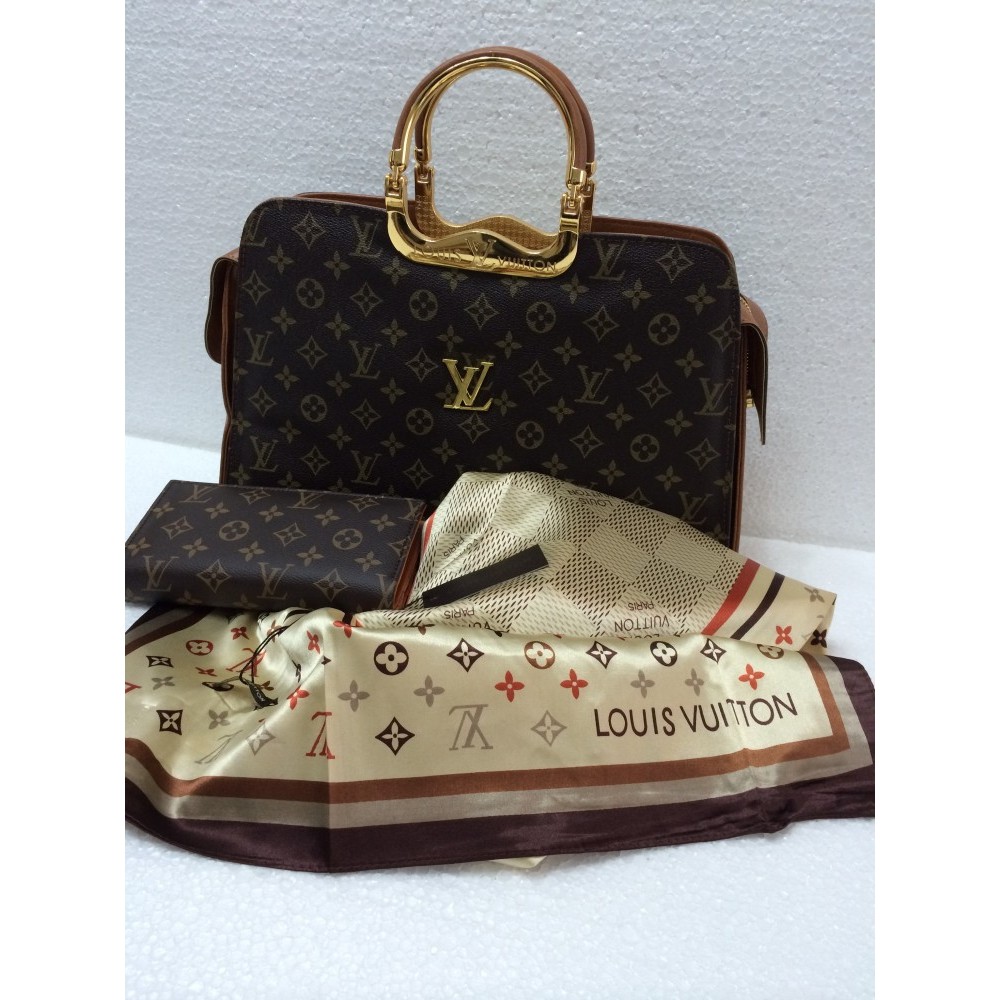 SUPER SET LOUIS VUITTON- GEANTA SI PORTOFEL- ESARFA LOUIS VUITTON CADOU ...