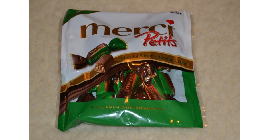 Bomboane la punga de 125 gr "Merci Petits" cu migdale - Dulciuri de ...