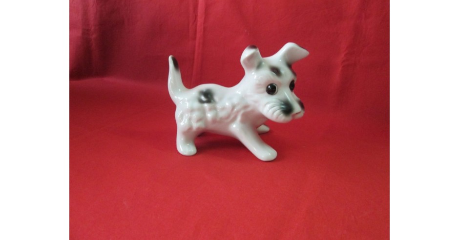 Bibelou portelan catel, bibelou vechi comunist - Portelanul Alba-Iulia ...