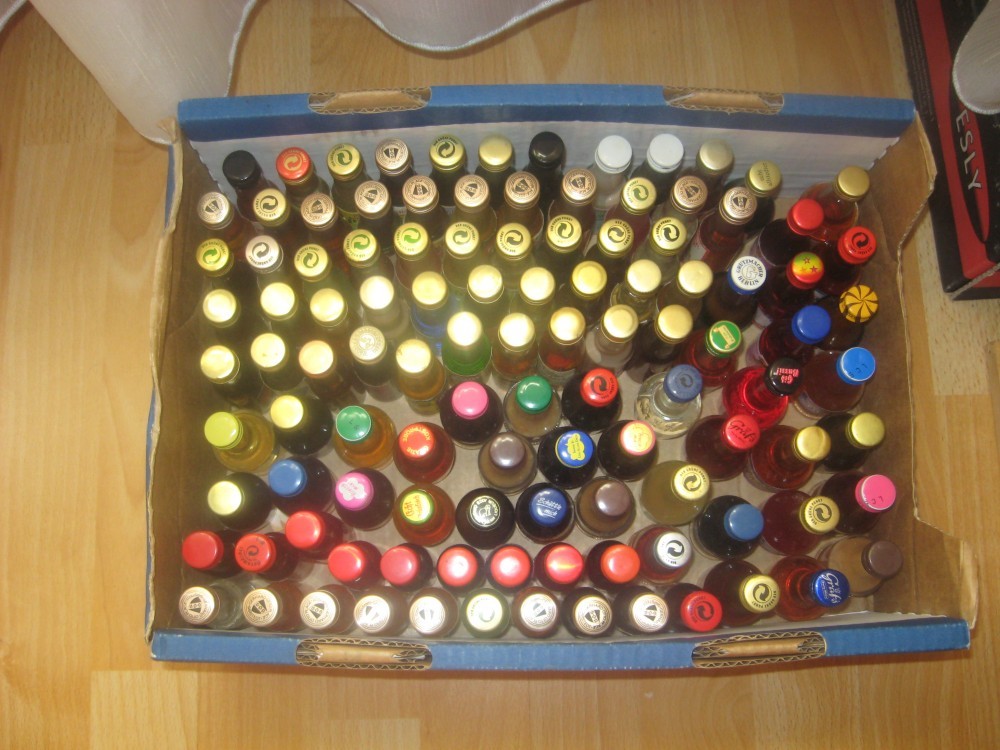 110 sticlute miniatura mini bauturi marturii nunta botez | arhiva Okazii.ro