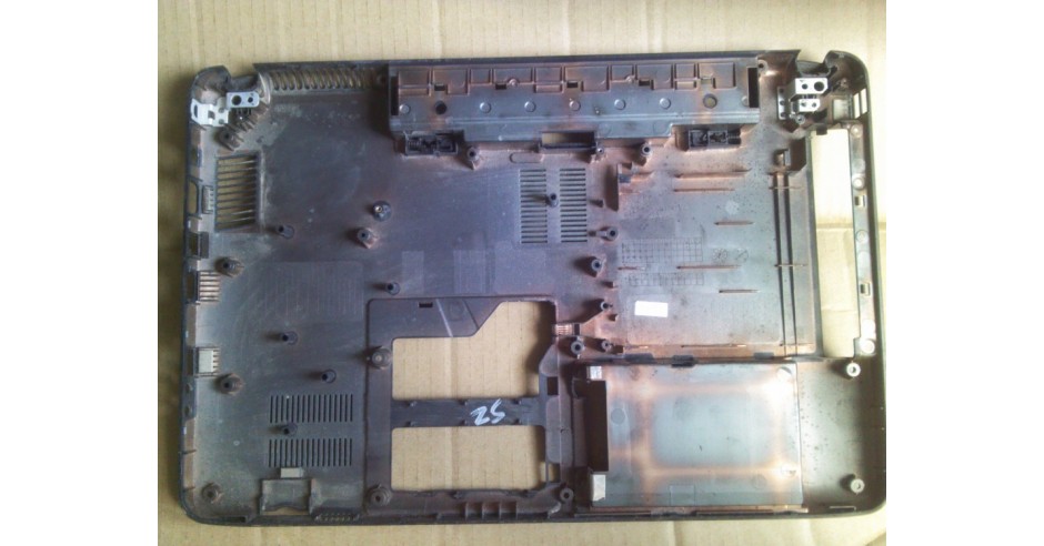 bottom case carcasa laptop Samsung RV510 NP-RV510 ba81-11215a R530 E352 ...