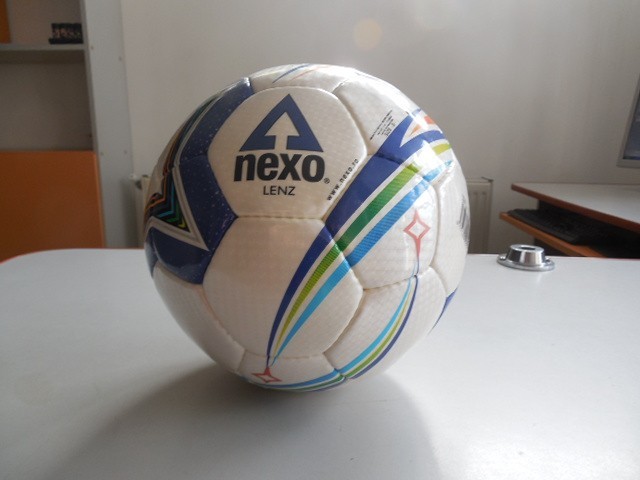 MINGE MINGI FOTBAL NEXO LENZ PENTRU IARBA SI GAZON ARTIFICIAL MODEL NOU ...