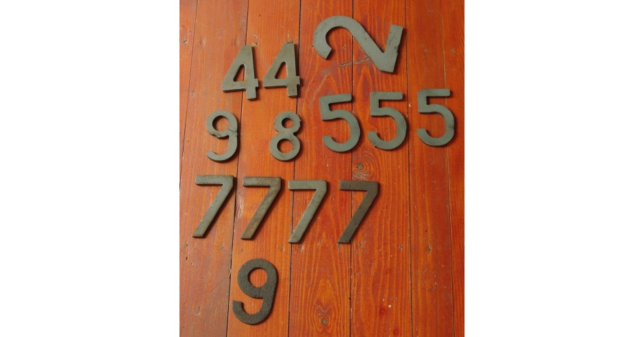 Cifre din metal pentru numere de casa sau alte lucruri frumoase ...