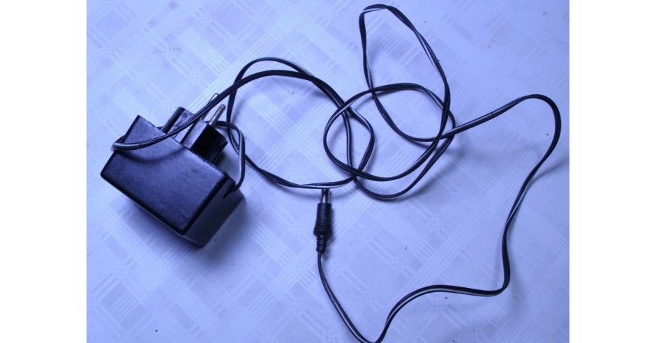 o sursa calculator vechi ICE FELIX anii 70 functionala | arhiva Okazii.ro