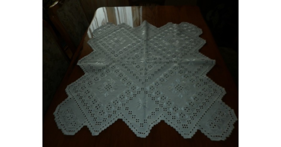 fata de masa cusuta in ciur | arhiva Okazii.ro