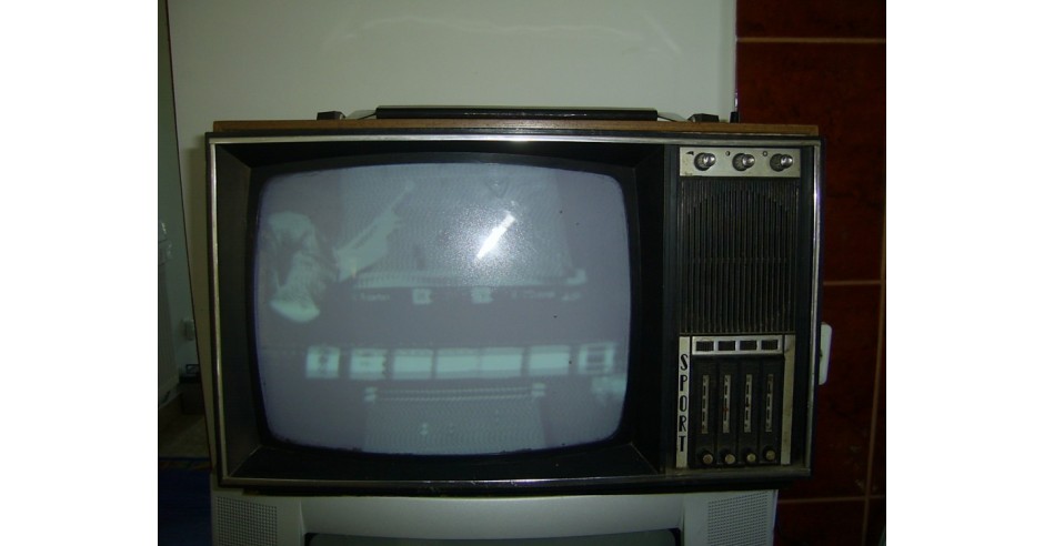 TELEVIZOR SPORT ROMANESC .SE VINDE CU PLATA AVANS LA BANCA ,NU PLATA CU ...