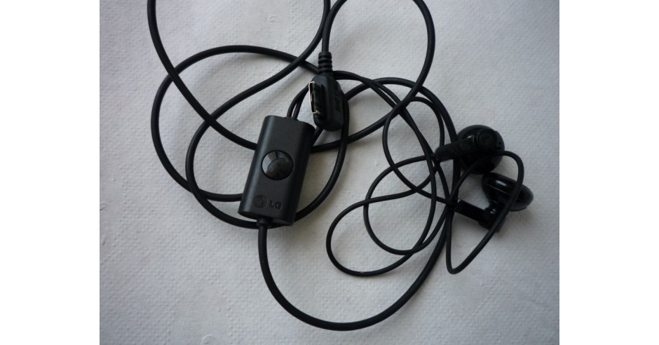 casti telefon lg | arhiva Okazii.ro