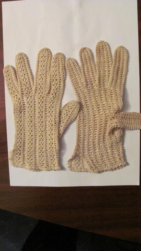 PVM - Manusi vechi dama crosetate (3) | arhiva Okazii.ro