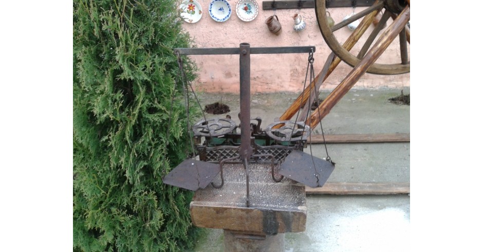 BALANTA DE METAL VECHE reducere | arhiva Okazii.ro