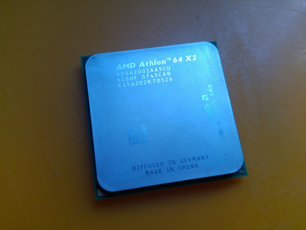 Procesor Dual Core AMD Athlon 64 X2,4200+,2,20Ghz,Socket AM2(Rev F2) | arhiva Okazii.ro