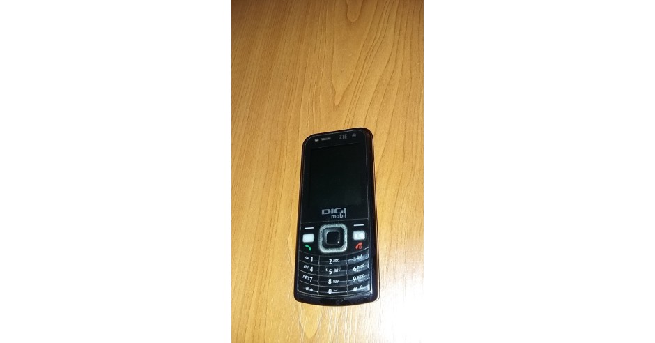 TELEFON DIGI 3G ZTE F101 ,FUNCTIONEAZA . | arhiva Okazii.ro