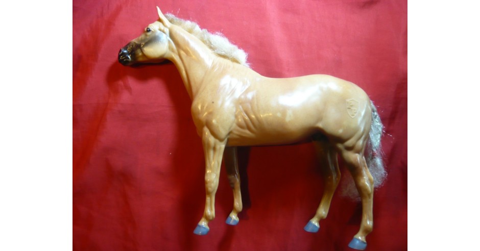 Figurina Cal Jucarie ,inscriptionat PP= Anglia ,dim.= 23,5 cm | arhiva ...