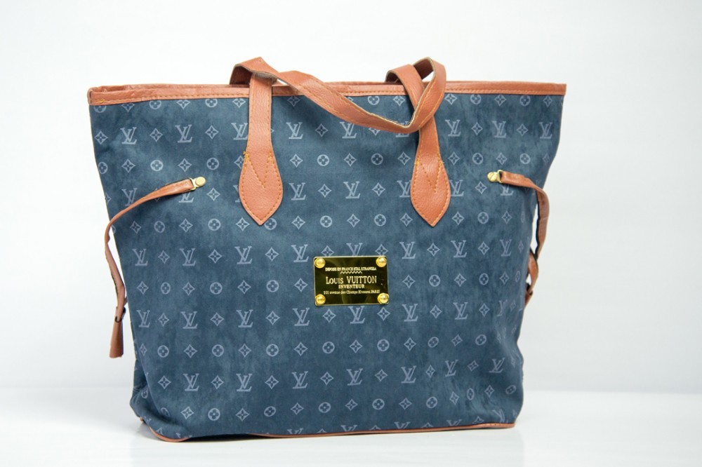 Geanta / Poseta de umar sau de mana Louis Vuitton LV + Cadou Surpriza ...