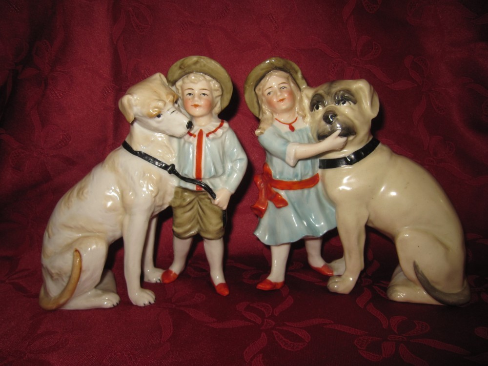 SET STATUETE / BIBELOURI VECHI DIN PORTELAN | arhiva Okazii.ro