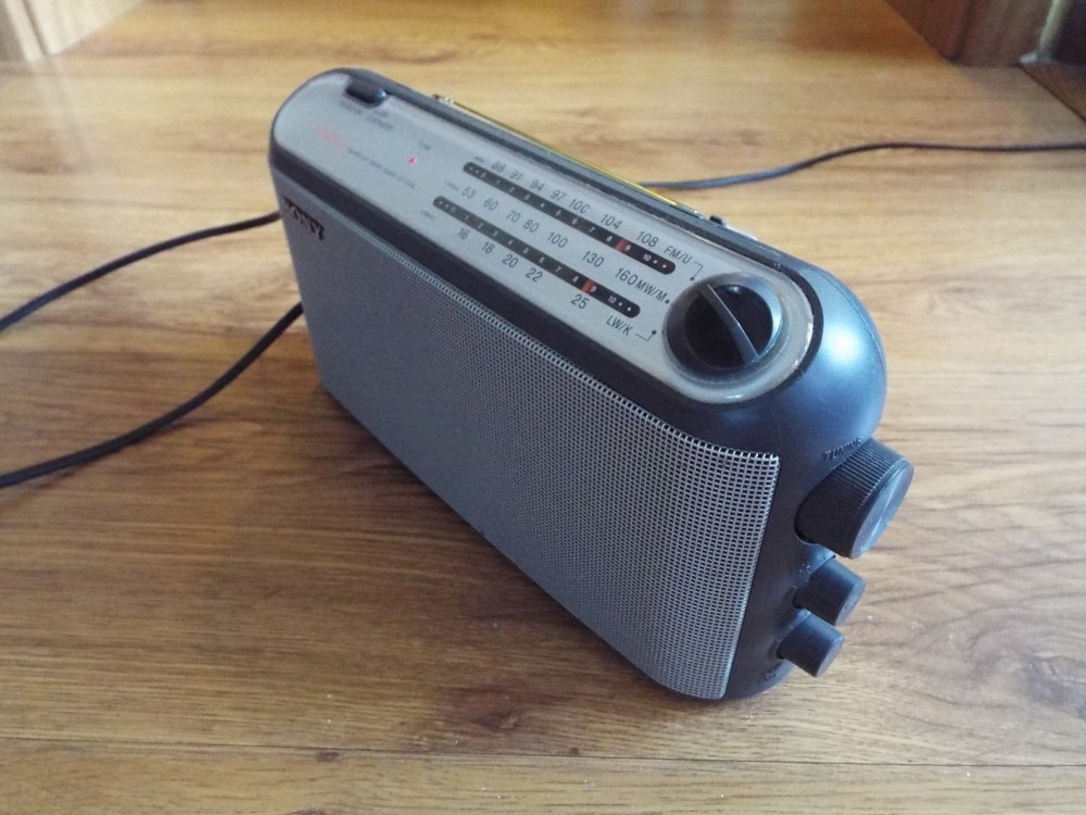 radio SONY ICF 703 L | arhiva Okazii.ro