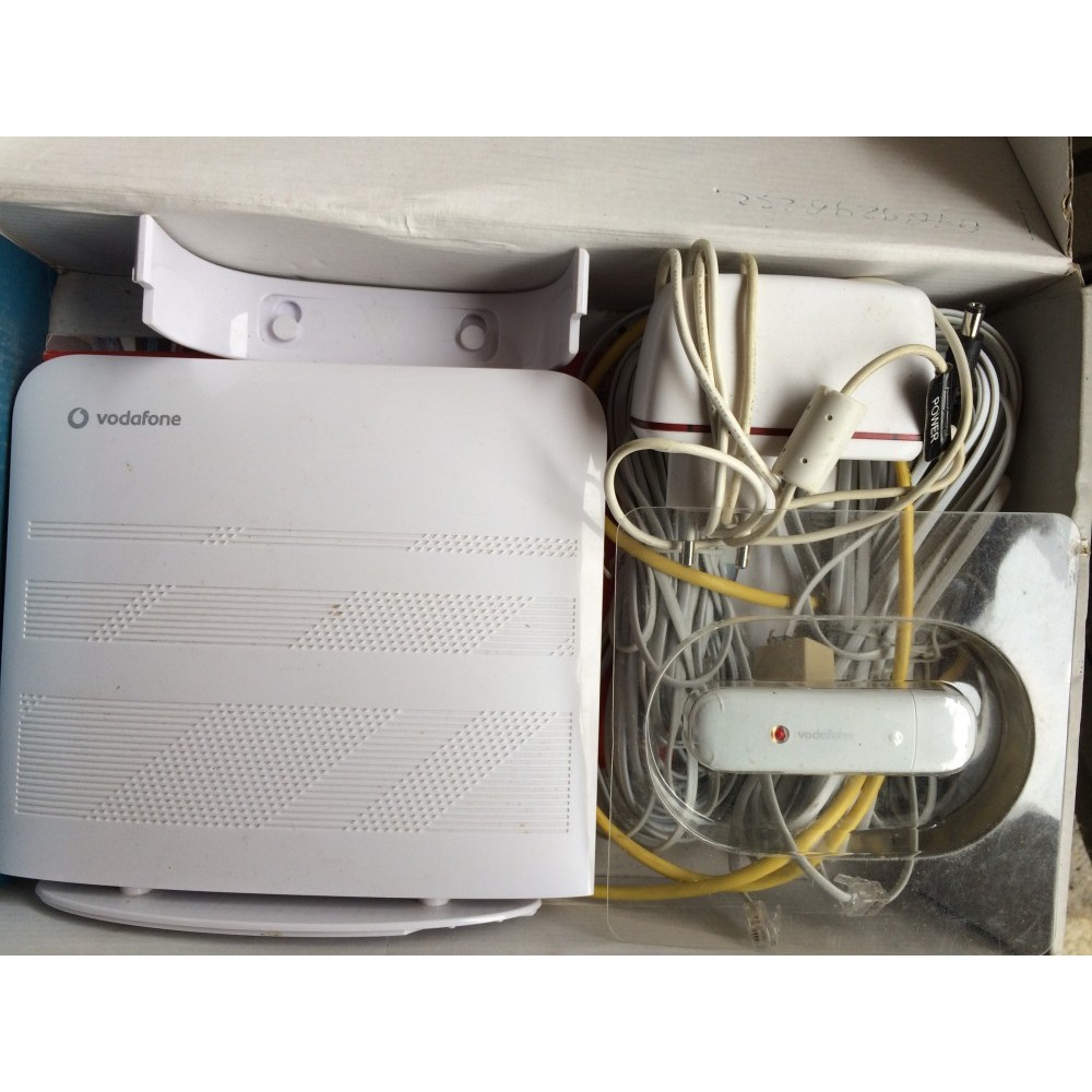 modem internet VODAFONE mobil si wi-fi | arhiva Okazii.ro
