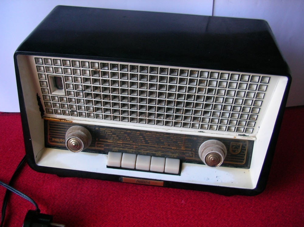 Aparat radio vechi - Cumpara cu incredere de pe Okazii.ro.