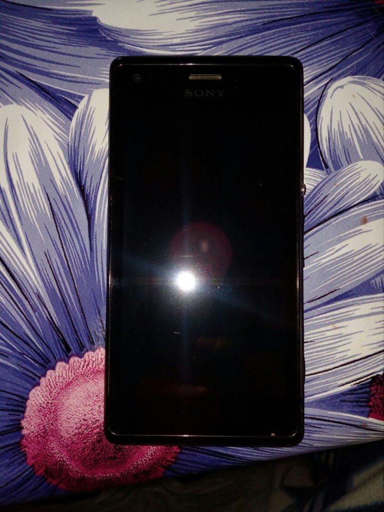 Vand Sony Xperia M1 C2005 | arhiva Okazii.ro