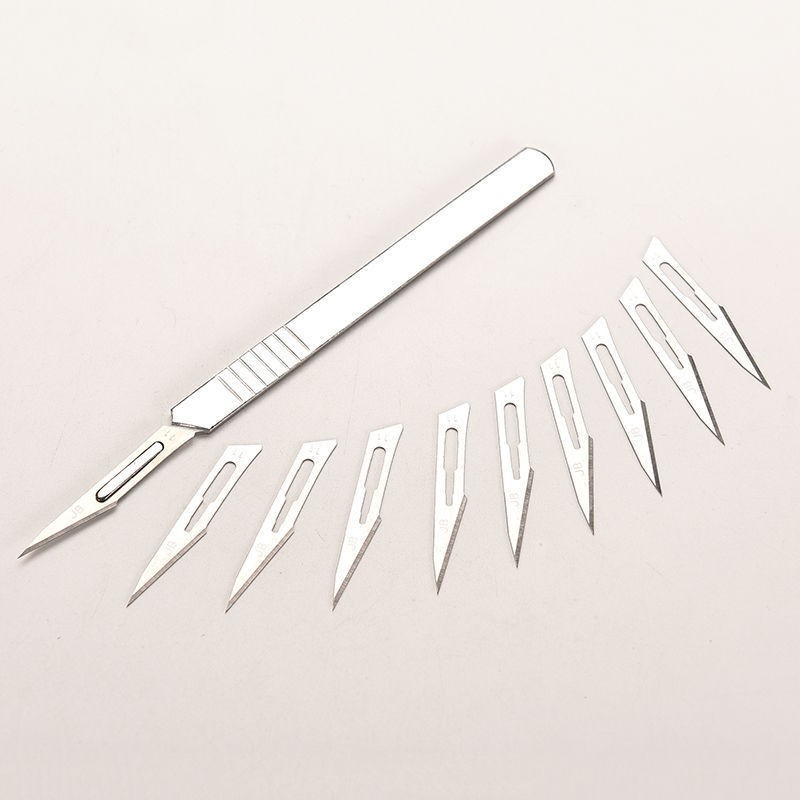 BISTURIU CUTER set bisturiu + 10 lame | arhiva Okazii.ro