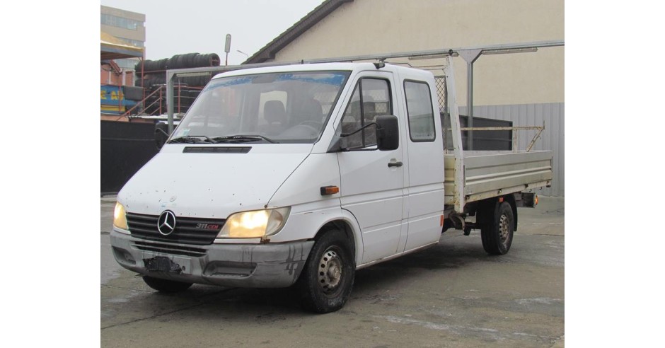 Mercedes Sprinter 311 CDI 7 locuri, 2.2 CDI, an 2001 | arhiva Okazii.ro