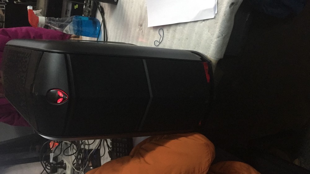 DELL Alienware Aurora R3 gaming pc /8gb/gtx580/racire apa /w7ultimate ...